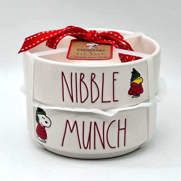 Rae Dunn | Dog | Rae Dunn X Peanuts Christmas Holiday Pet Bowl Nibble And Munch | Poshmark